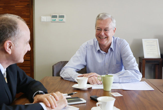 【塑料新闻中国】专访：行业技术大咖Hans Wobbe的伊之密战略